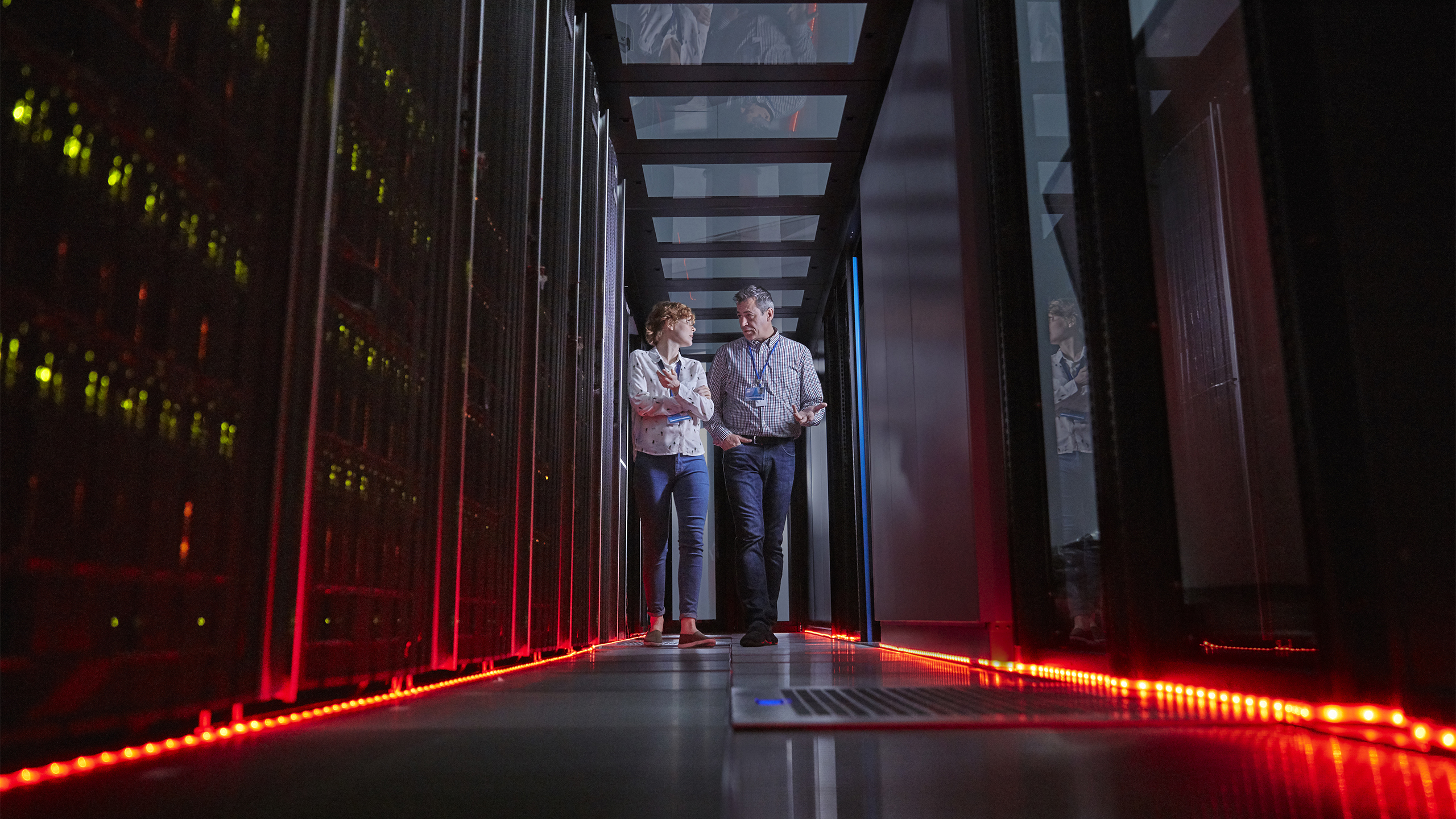 Riding the Wave: EMEA Approaches Cyber Maturity - Aon Global 2025 Cyber Risk Report